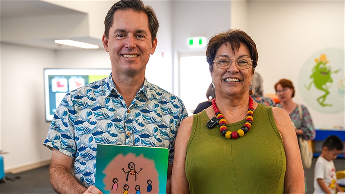 Libraries launch new Butchulla language book | Our Fraser Coast